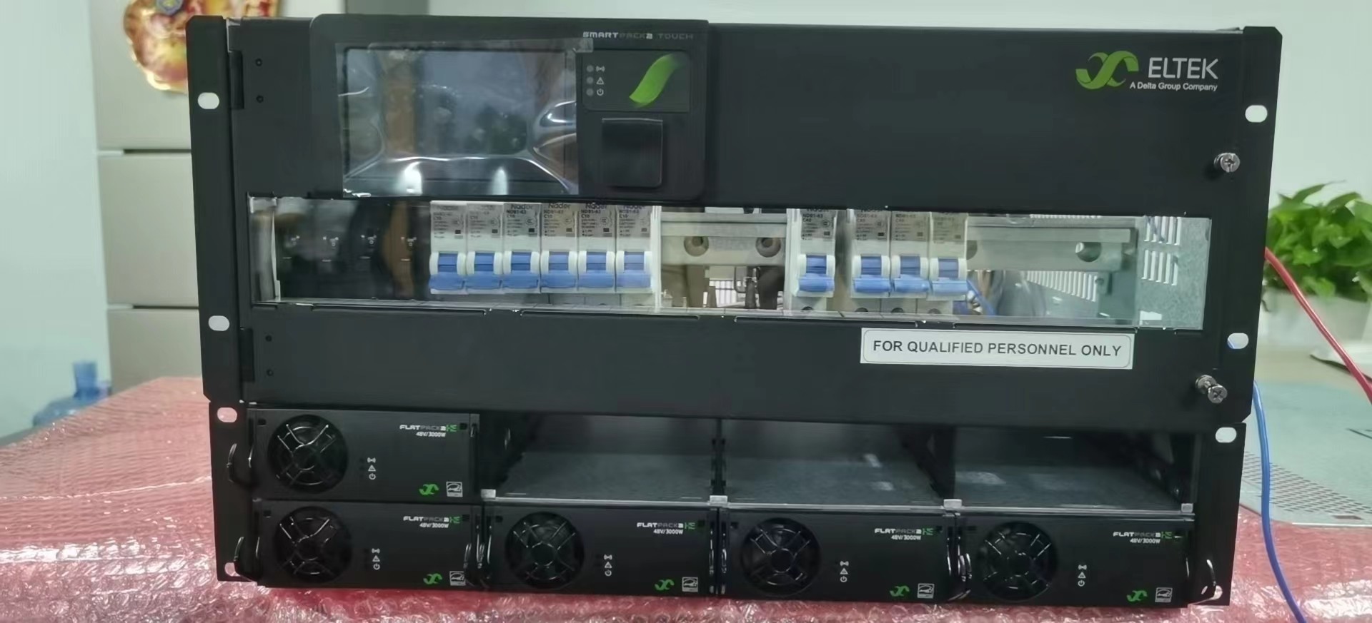 Eltek 48Vdc 24KW 400A 5U Height With Flatpack2 48/2000HE Flatpack2 48/3000HE FP2 48/3000HE